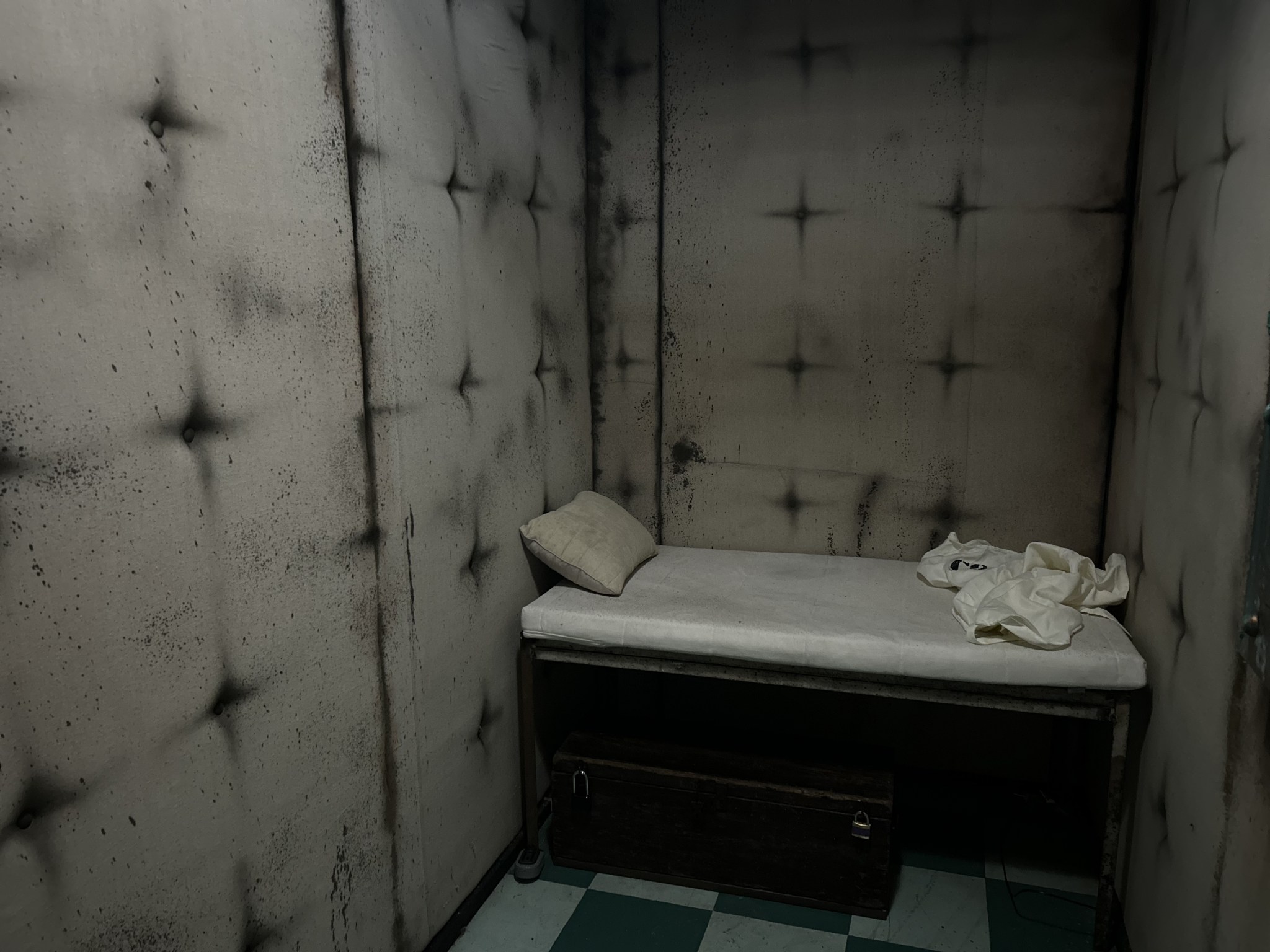 Crisis Rooms – MORE THAN JUST AN ESCAPE ROOM